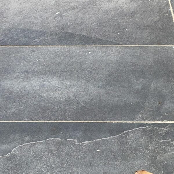 Mustang Black - Romanstone Paving in the UK