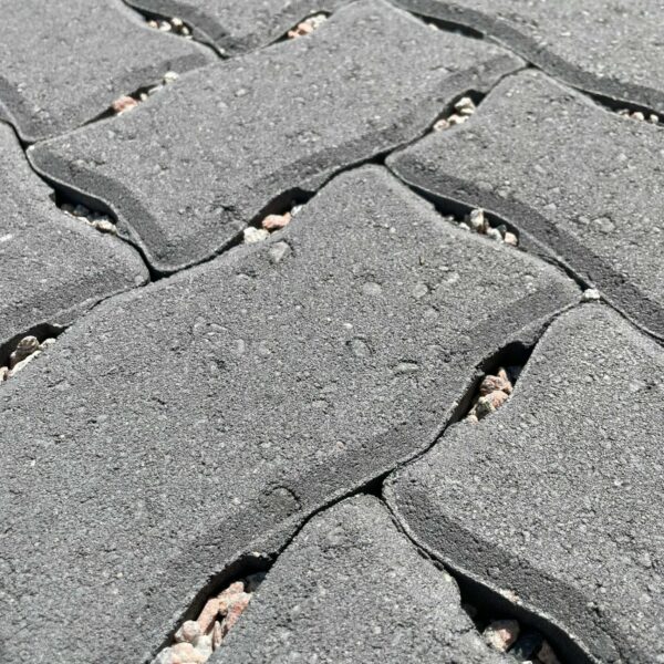 60mm Permeable Block Paving - Charcoal- 8.08m2 (404 pcs) - Romanstone ...