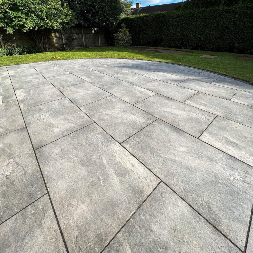 Earthcore Grey - Romanstone Paving in the UK
