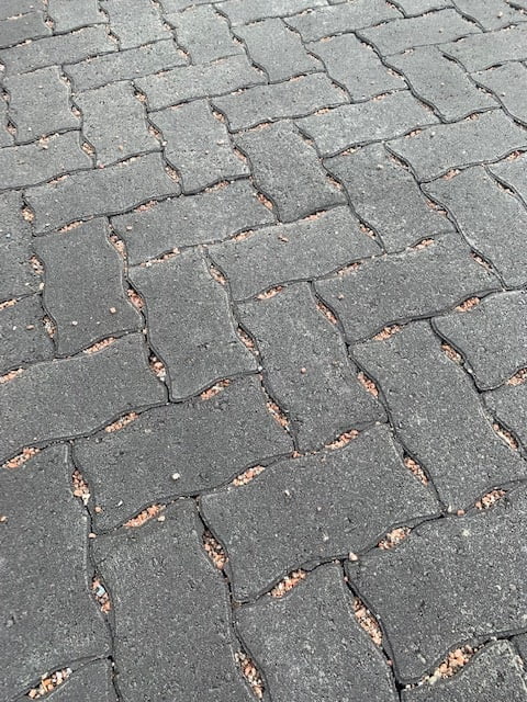 60mm Permeable Block Paving - Charcoal- 8.08m2 (404 pcs) - Romanstone ...
